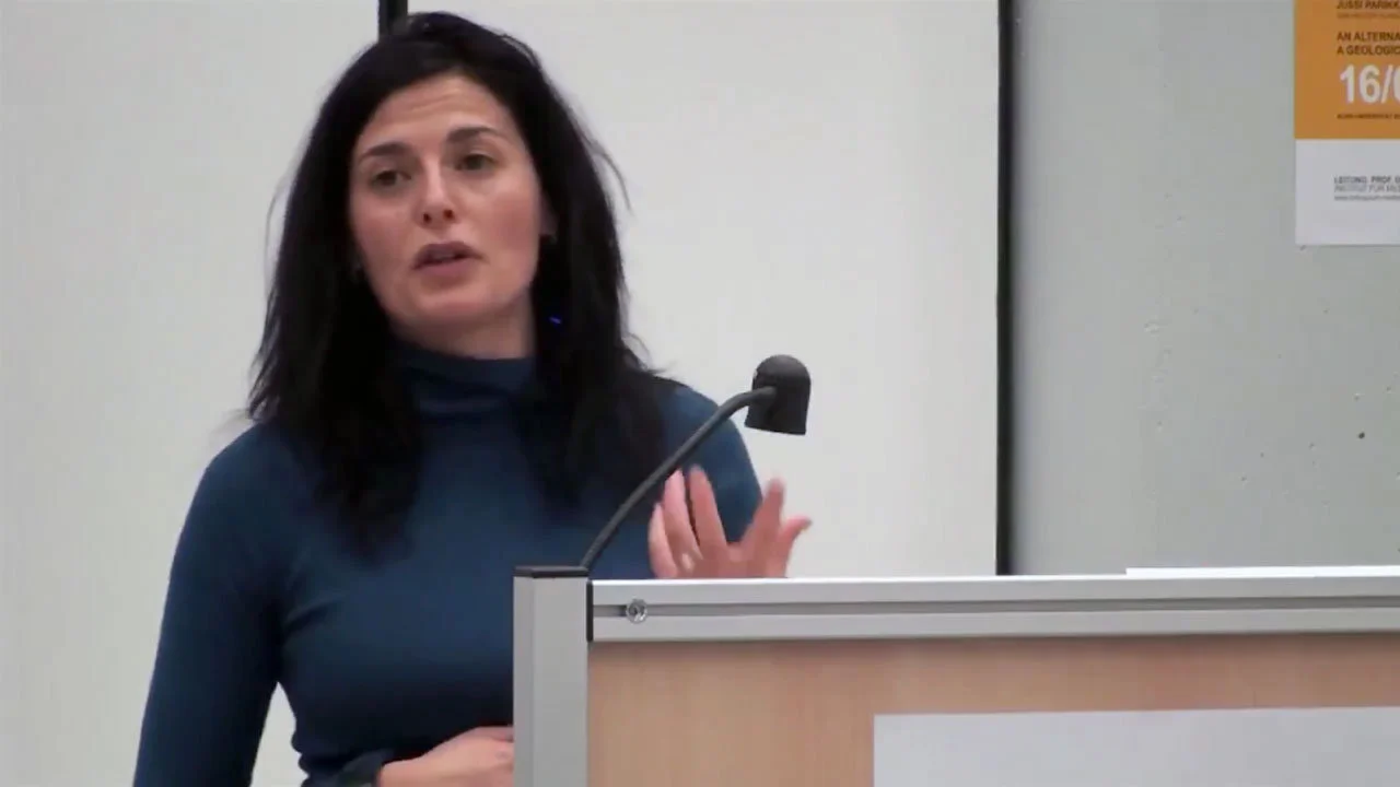 Parisi: For a New Computational Aesthetics: Algorithmic Environments as ...