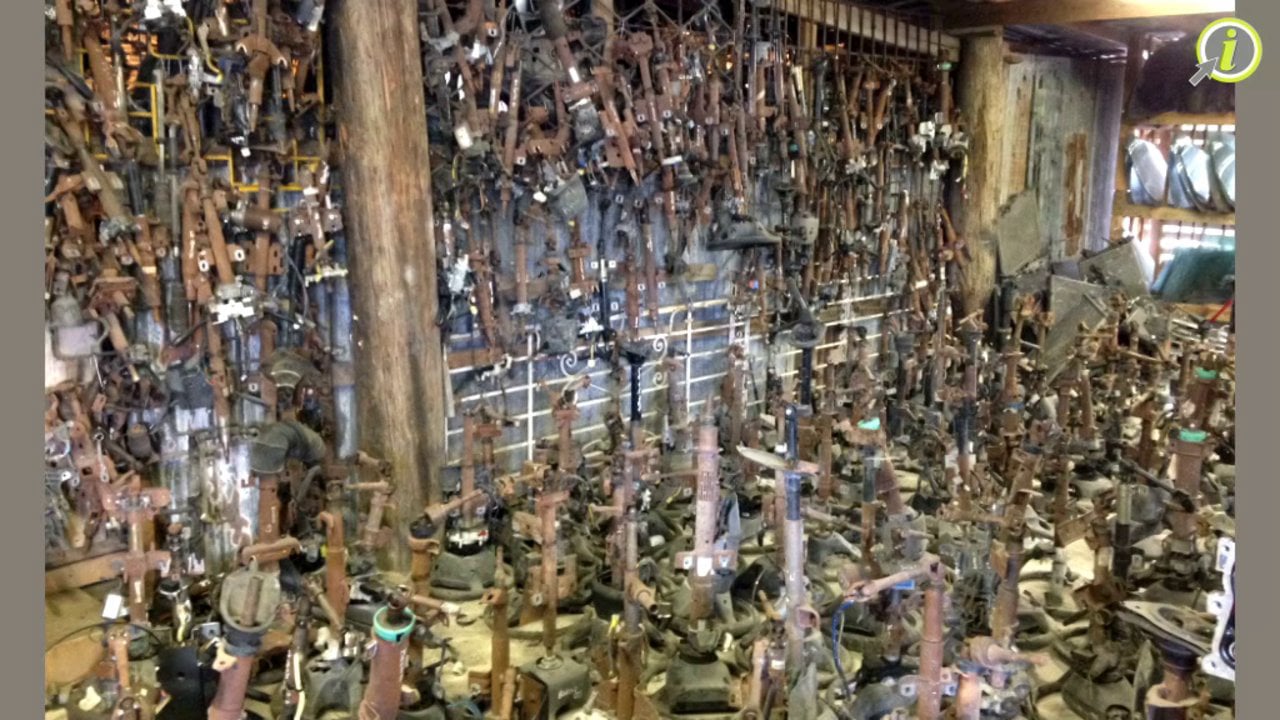 Extreme Auto Body Parts / Junker Bayamón on Vimeo