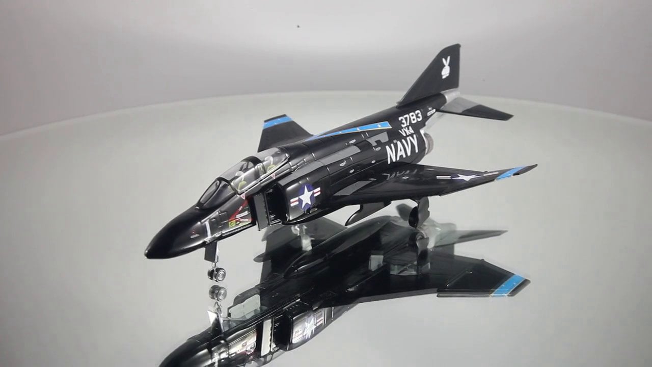 AA33205 F-4J Phantom II, Black Bunny, VX-4, Point Mugu, California 1969 ...