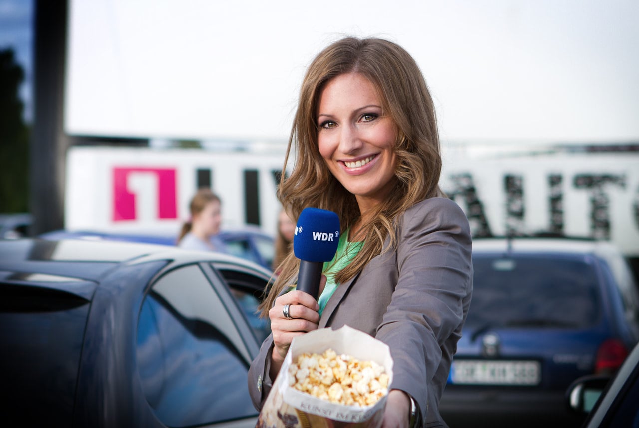 Moderatorin Mara Bergmann - Showreel on Vimeo