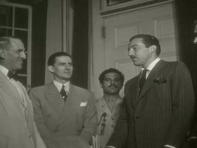Tyrone Power y César Romero visitan el Palacio Presidencial (1946) on Vimeo