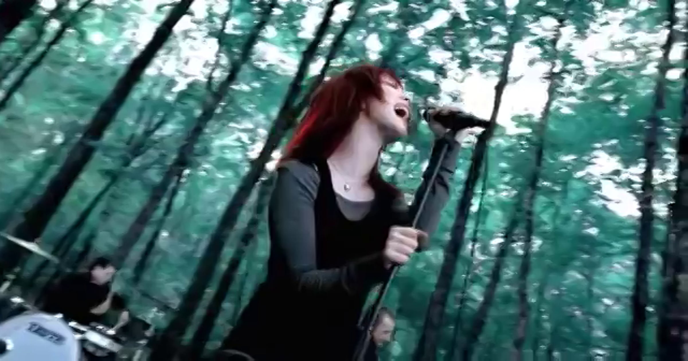 Paramore- Decode [OFFICIAL VIDEO]