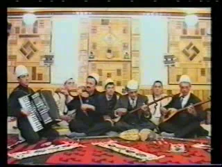 Augustin Uka Në Tetovë po thërret telalli 2001