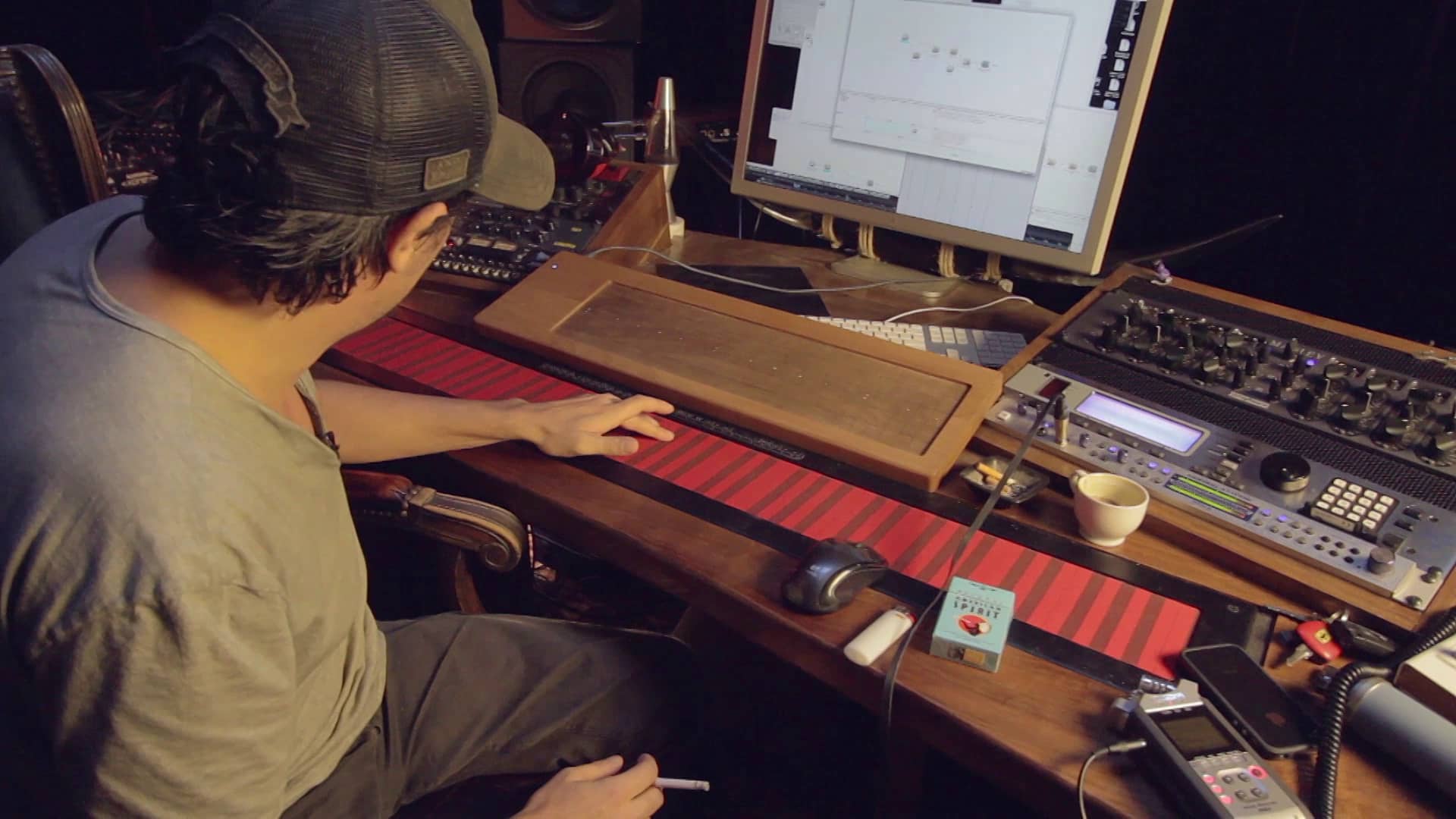 Amon Tobin Interview on Vimeo