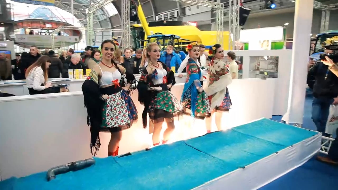 Wordfall Water Show - magic digital graphic waterfall, water curtain ...