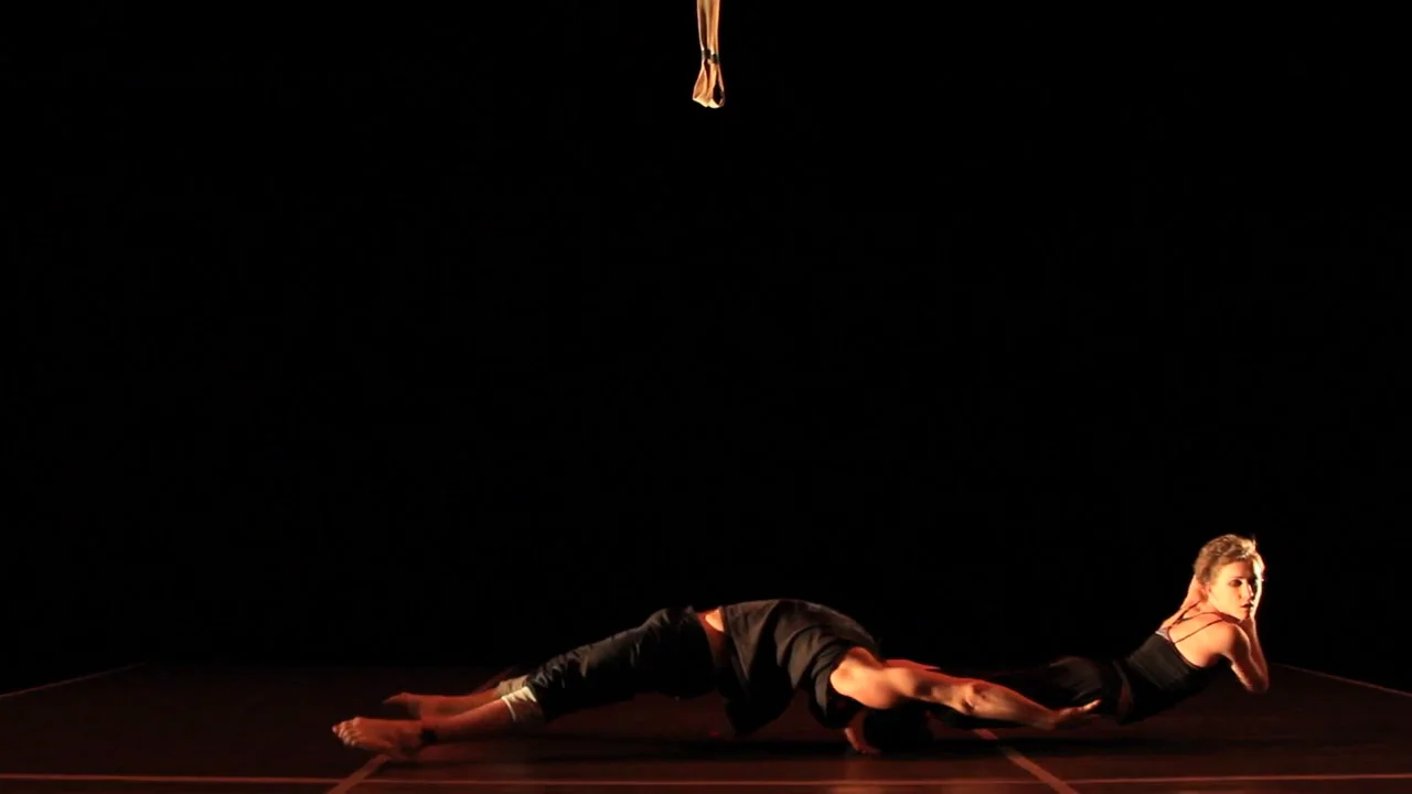 Aerial Culture - Erica Linz & Mathieu Leopold perform "Over the Weekend ...