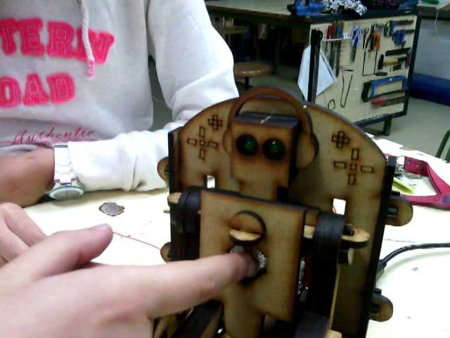 Tickle robot on Vimeo