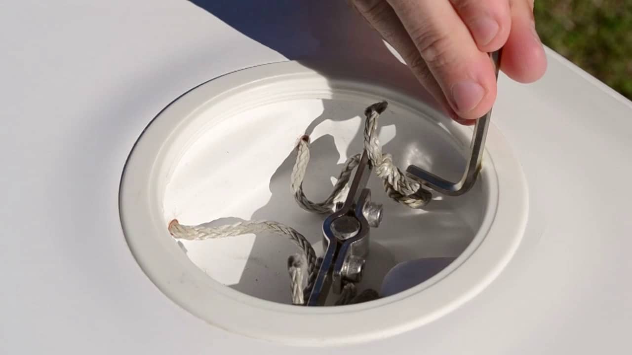 How to instal epic surfski rudder. on Vimeo