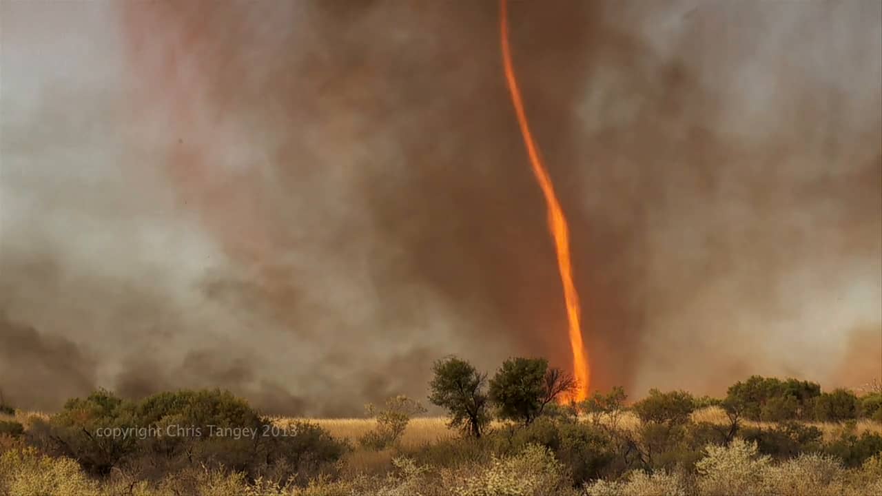 "Pillar of fire" Australia- at actual speed on Vimeo