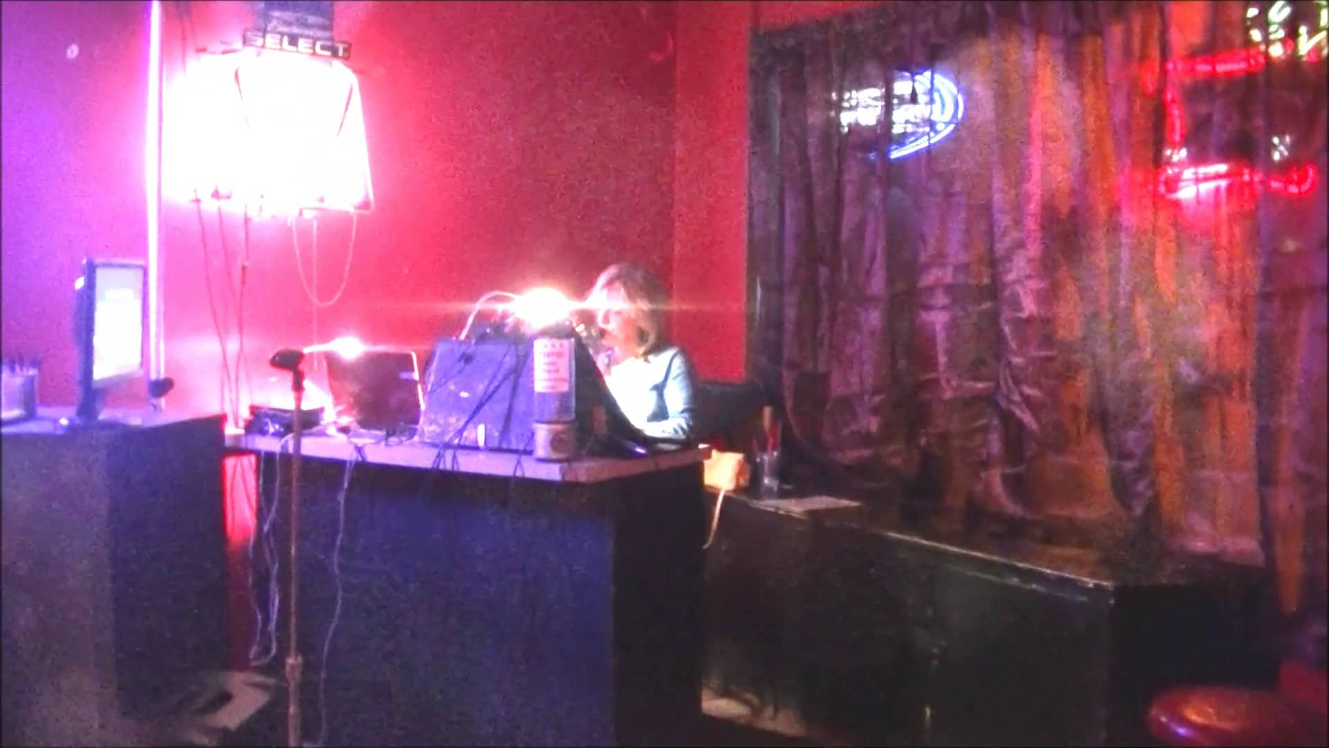 Cyndi Terry performs at Zack's Tap Room on Vimeo