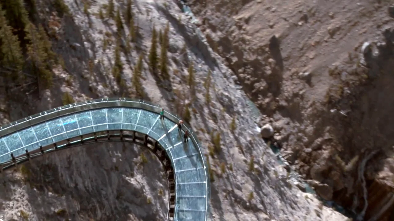 Glacier Skywalk in Jasper National Park