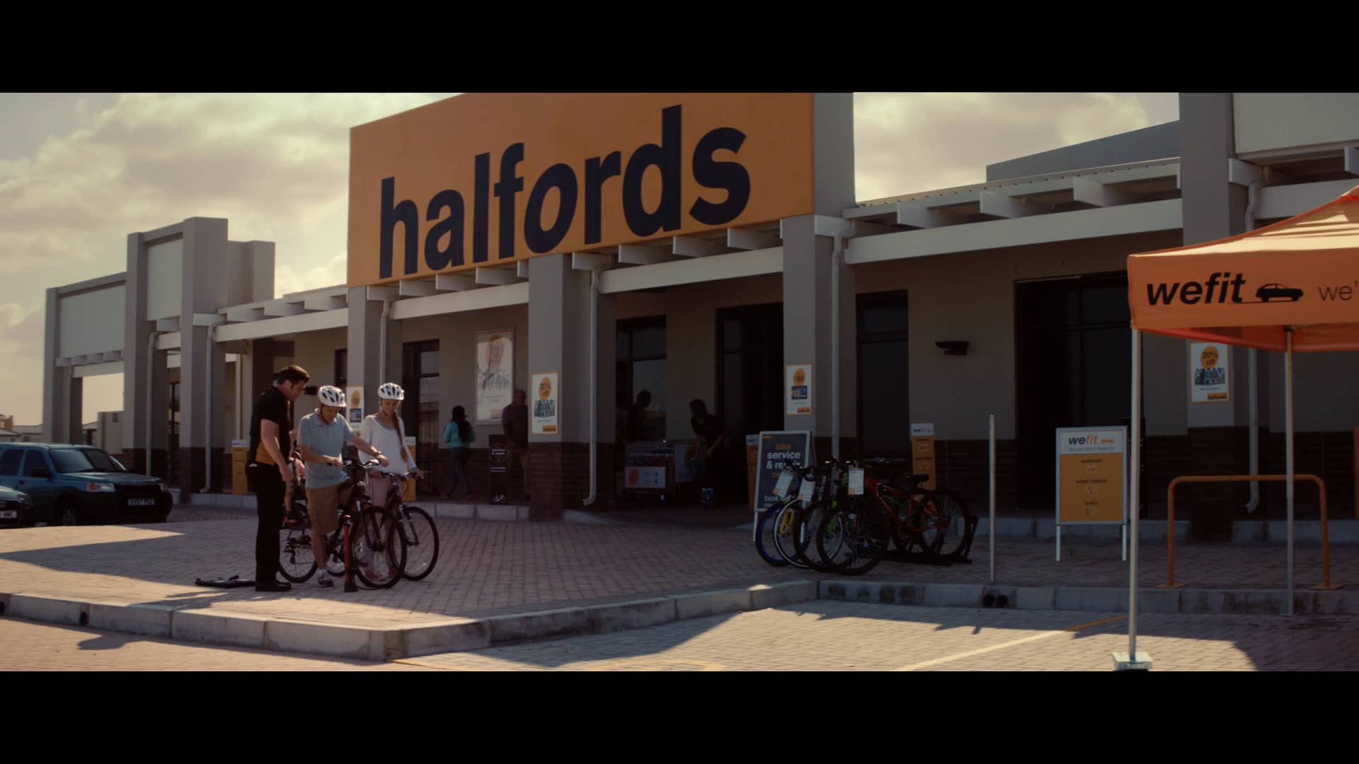 Halfords 'Keep On Rollin' on Vimeo