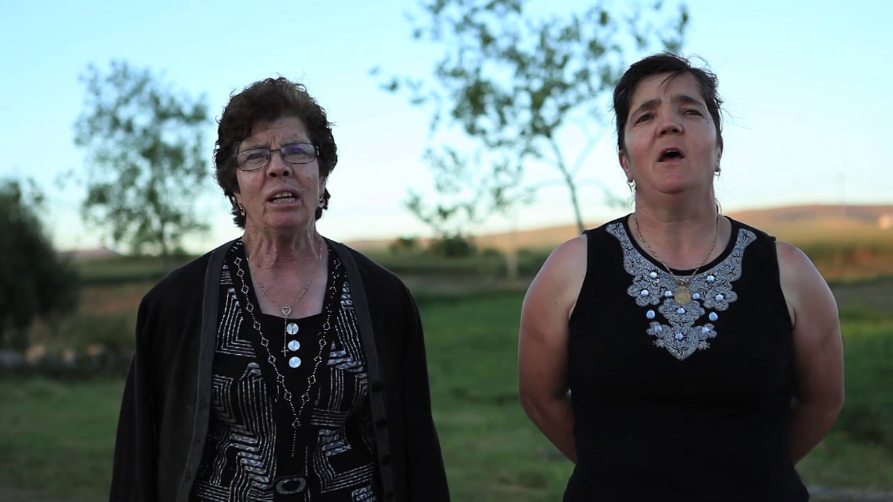 Maria da Saudade e Albertina Gonçalves - Nesta terra não há rosas on Vimeo