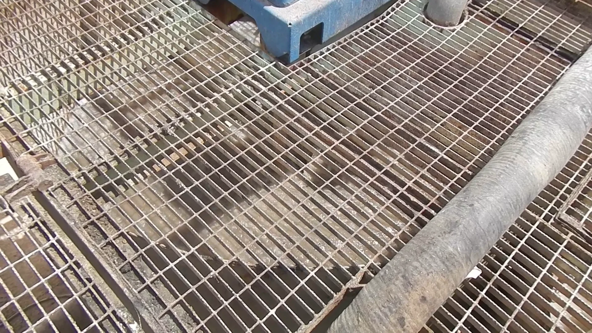 Land Rig Pits on Vimeo