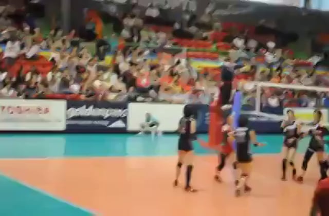 VolleyVekst - Roundhouse Serve on Vimeo