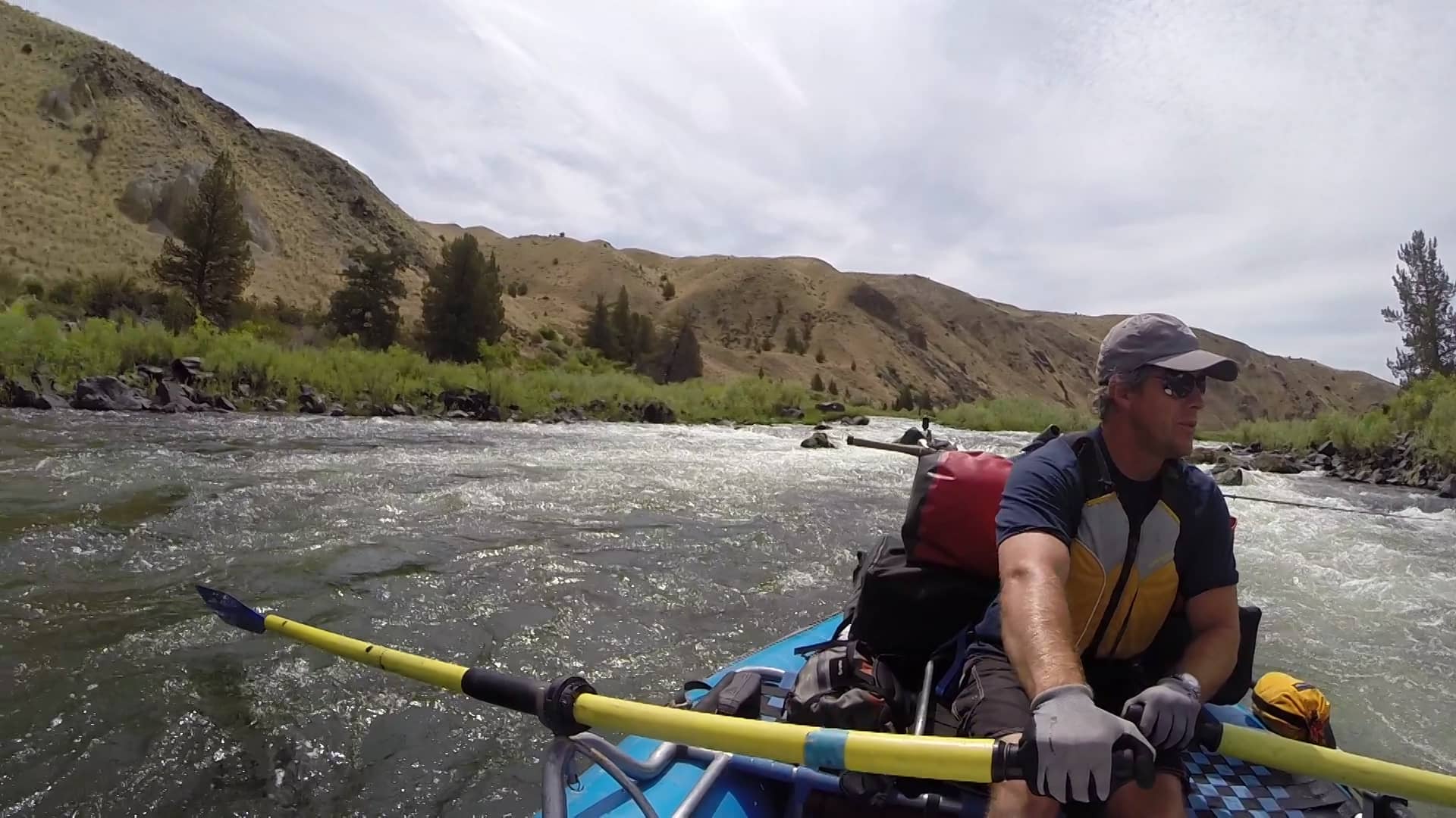 Clarno Rapid, John Day River on Vimeo