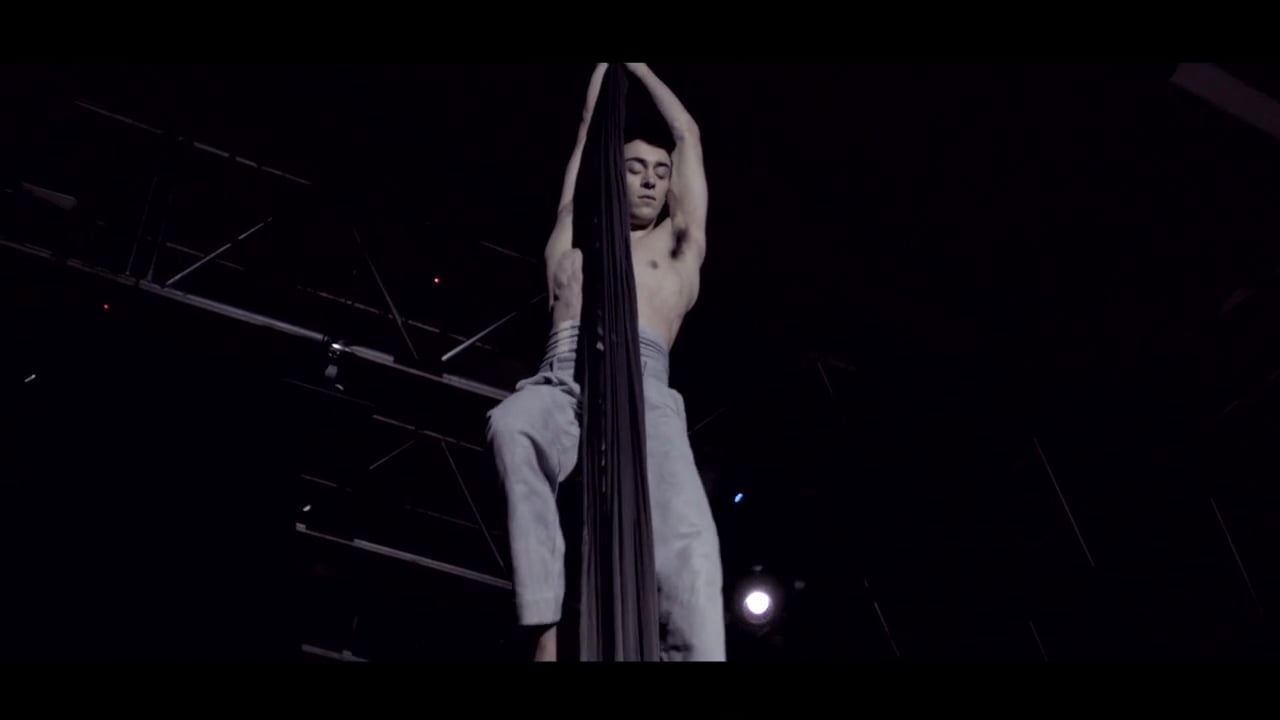 Teo Spencer - solo tissu on Vimeo