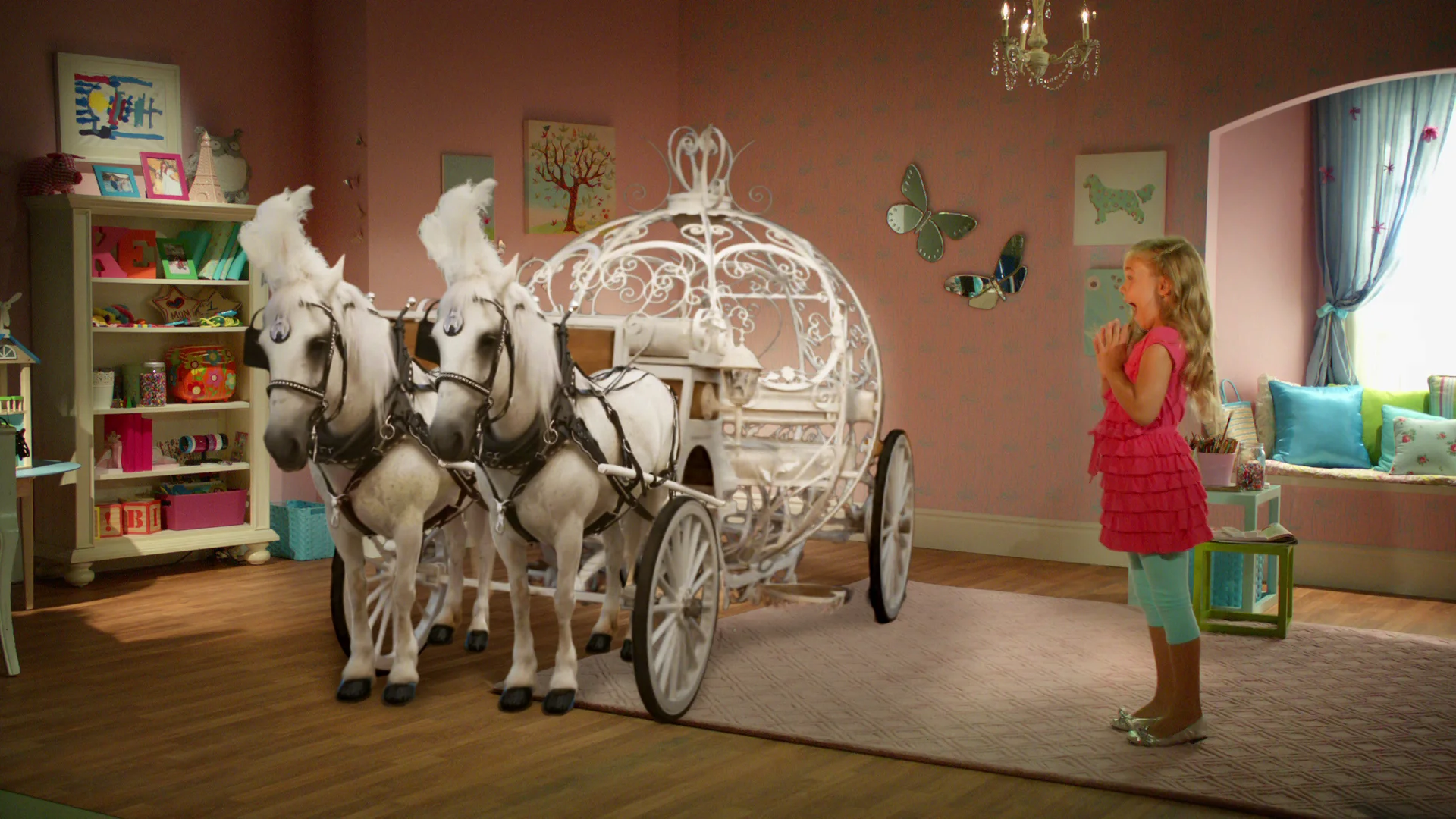 DISNEY PRINCESS VANITY -30