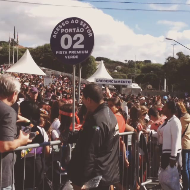 Show One Direction in Brazil - São Paolo on Vimeo