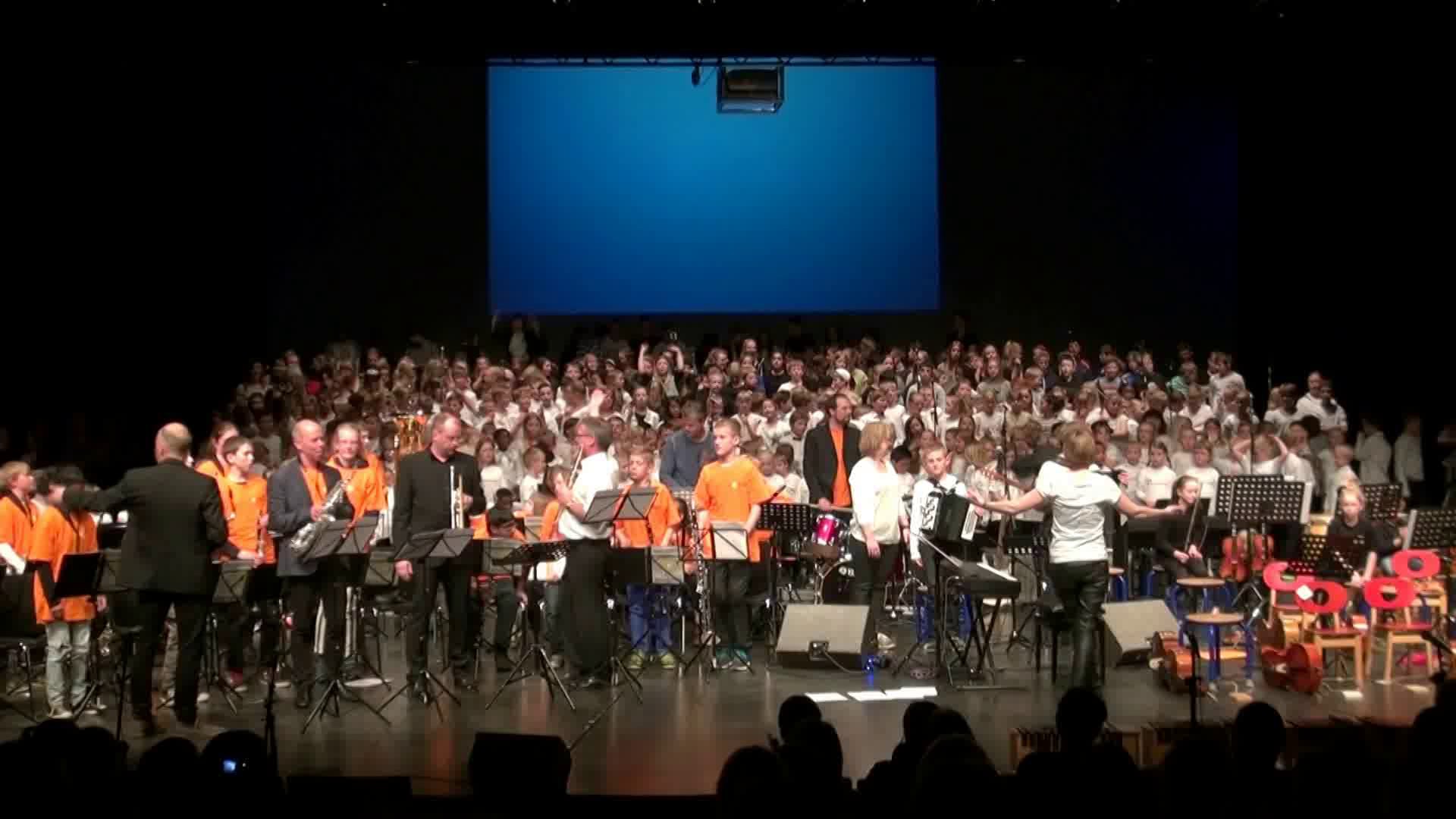 Mathilde og Magnus sangoptrædning 2014 on Vimeo