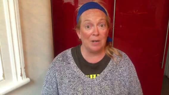 Julie Foy - Room 253 on Vimeo