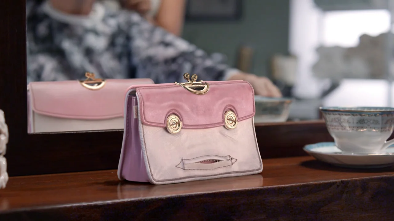 OUTsurance Talking Wallets - OUTsurance Talking Wallets - Salon on Vimeo