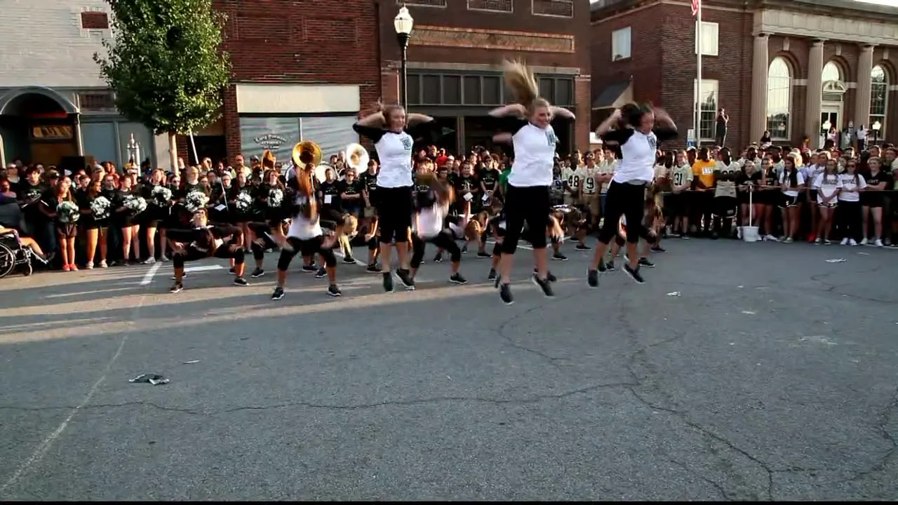 Greenbrier High School Dance Routine on the Square on Vimeo