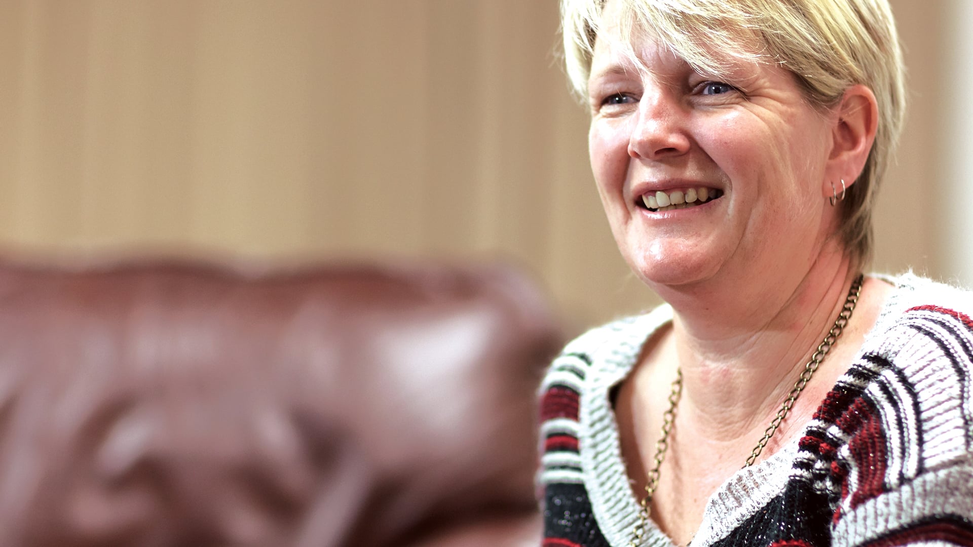 Tanya Edwards - Mum of a boarder on Vimeo