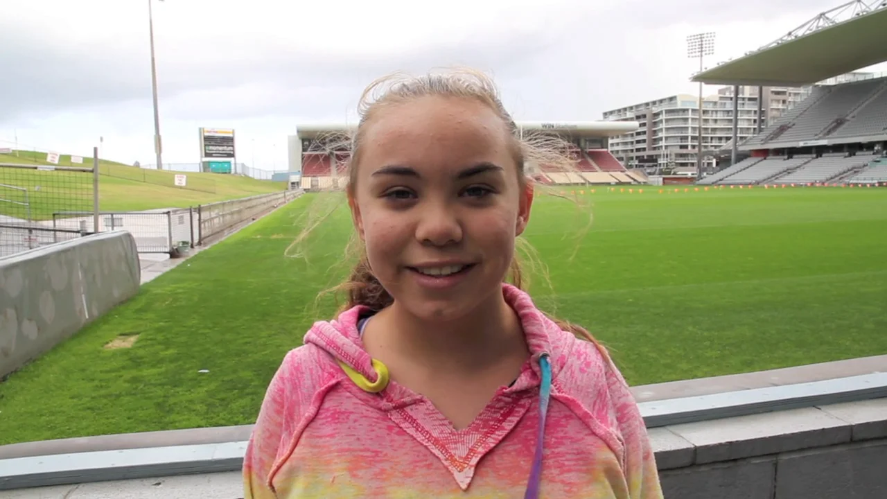 Tahlia King sings the Australian National Anthem in Dharawal