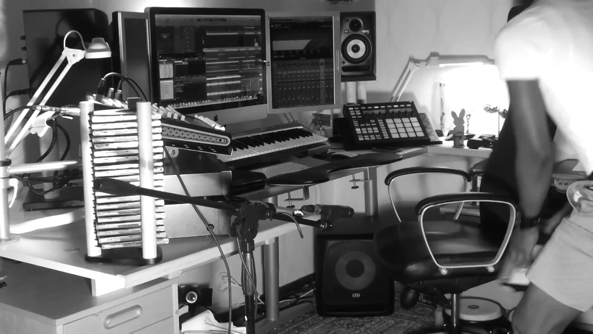 how-to-set-up-a-home-recording-studio-on-vimeo