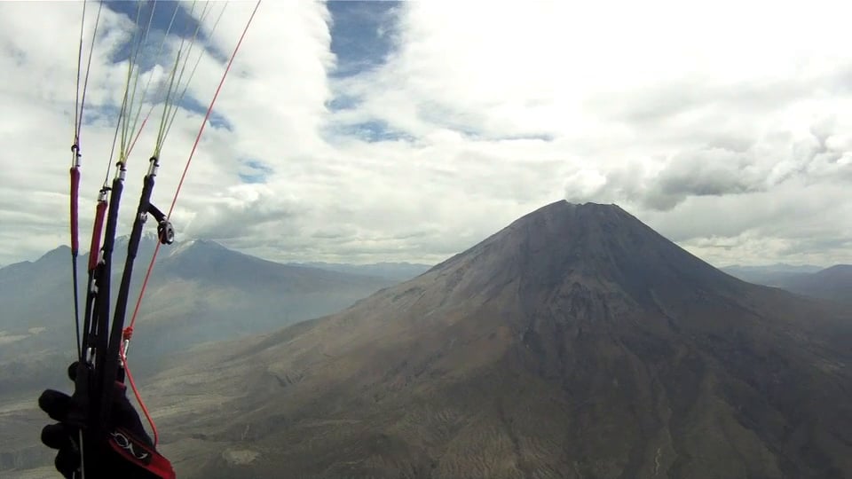 Flying Volcano Misti 5825m Paragliding on Vimeo