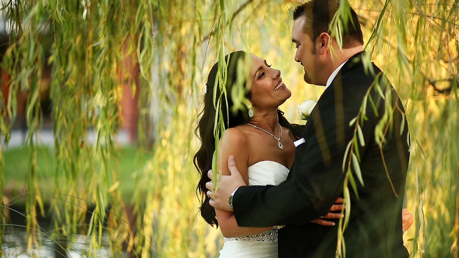 April + Garon on Vimeo