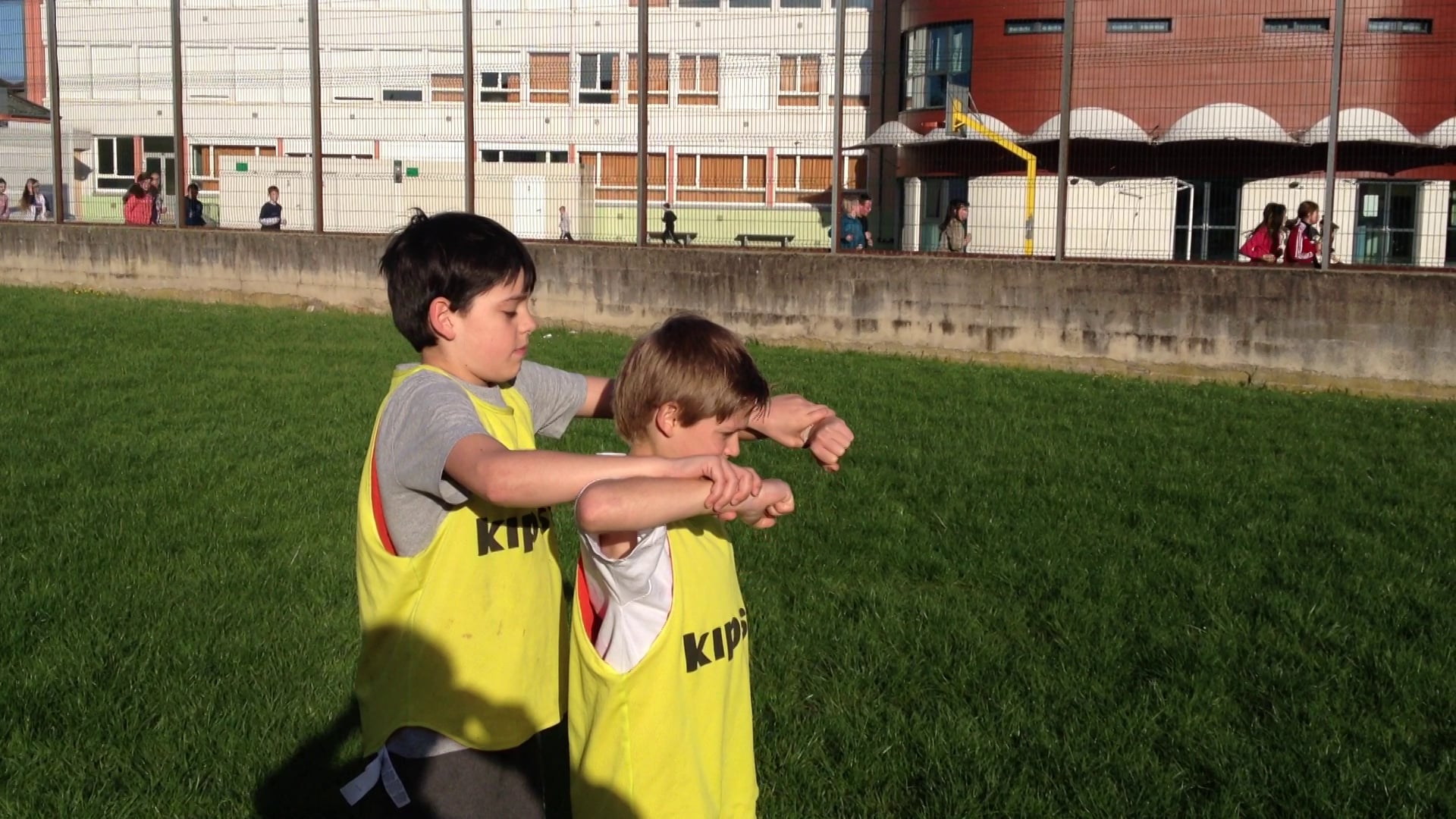 2-Echauffement épaule Rugby Ugsel
