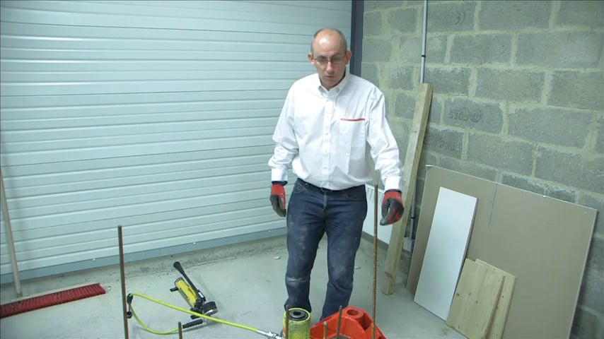 Test d'arrachement - Scellement de fer à béton on Vimeo