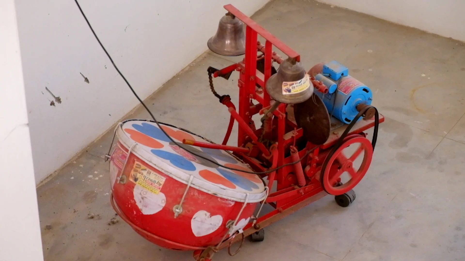 Banging drums, clanging bells