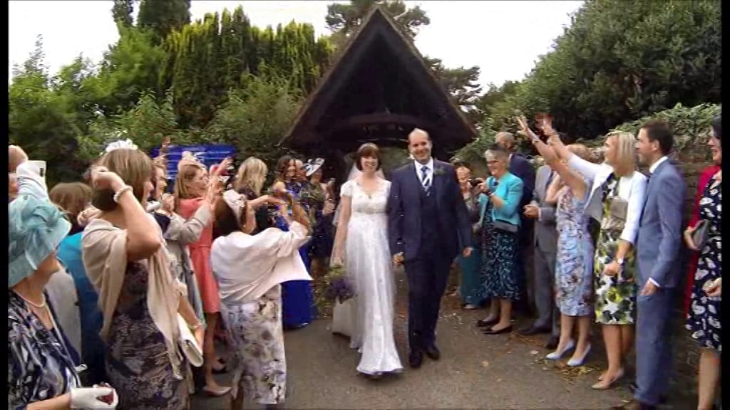 Sussex wedding Photographer - Emma Tindley Wedding Dresses on Vimeo