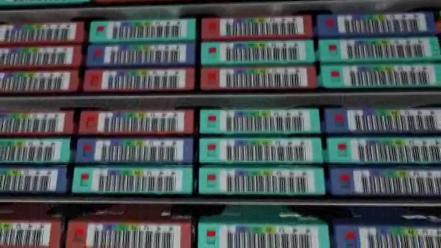 StorageTek-SL150---Modular-Tape-Library---Oracle on Vimeo