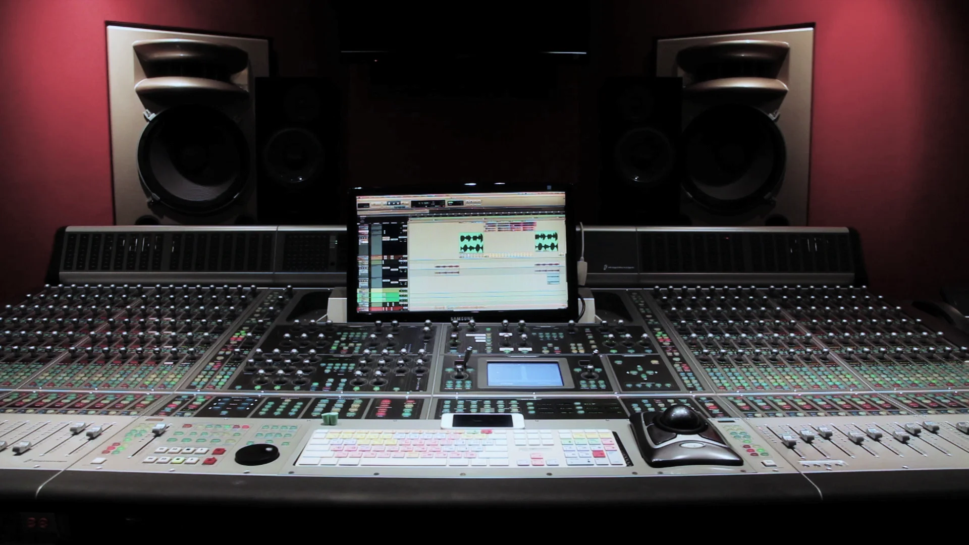 Bassy Bob Trailer on Vimeo