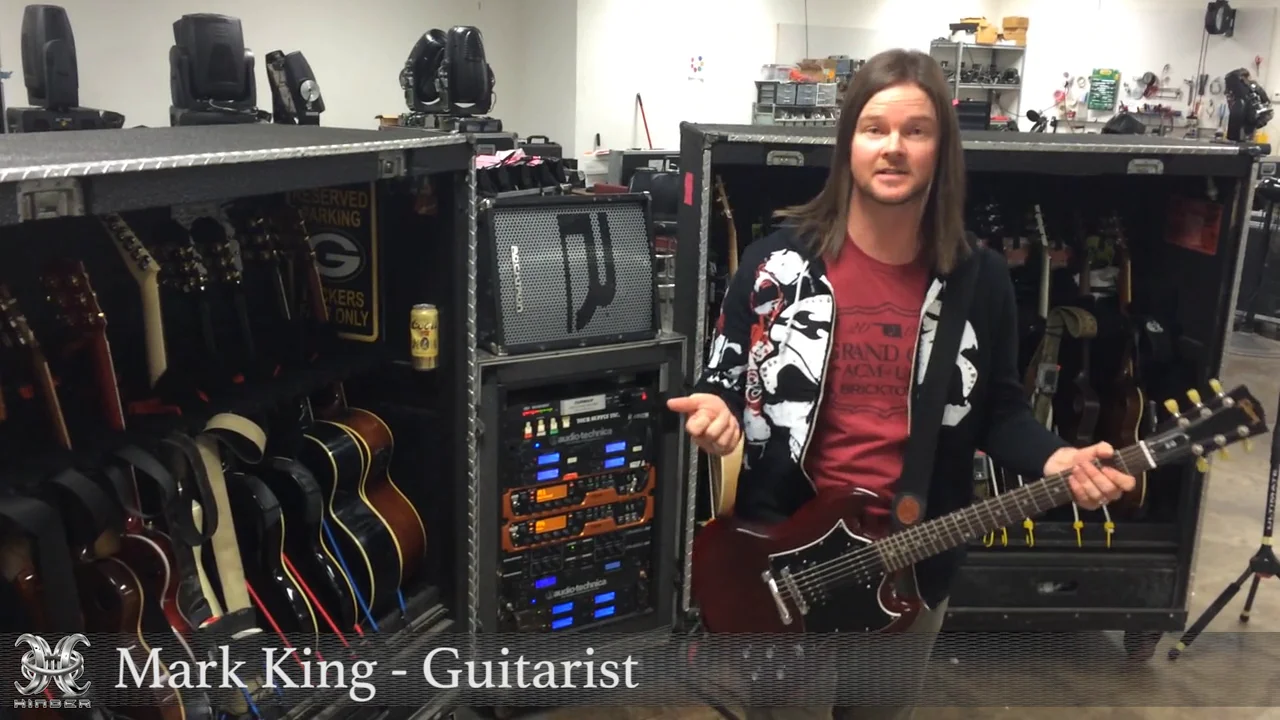 Mark from Hinder and his Auto-Tune for Guitar Rig on Vimeo