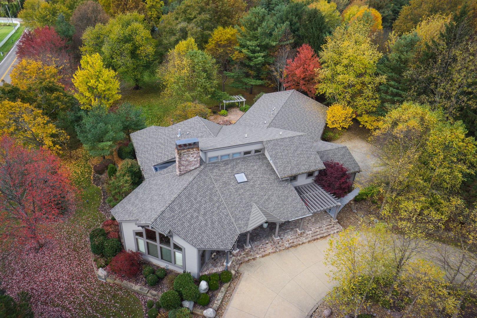 1222 Ledgewood Drive : Bath, Ohio on Vimeo