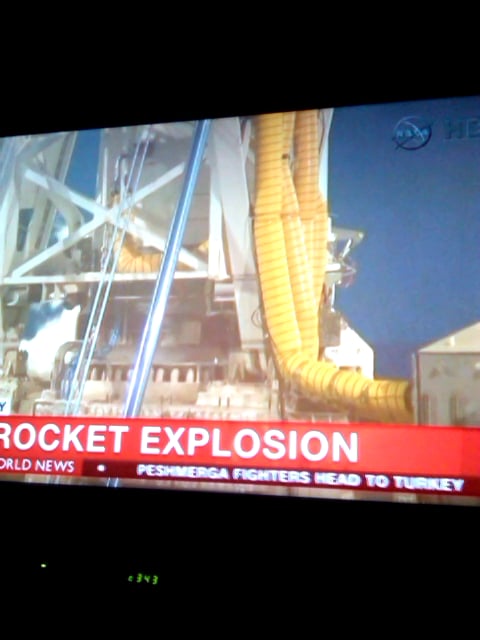 Wybuch Rakiety NASA / NASA Rocket Explosion 2014-10-29 on Vimeo