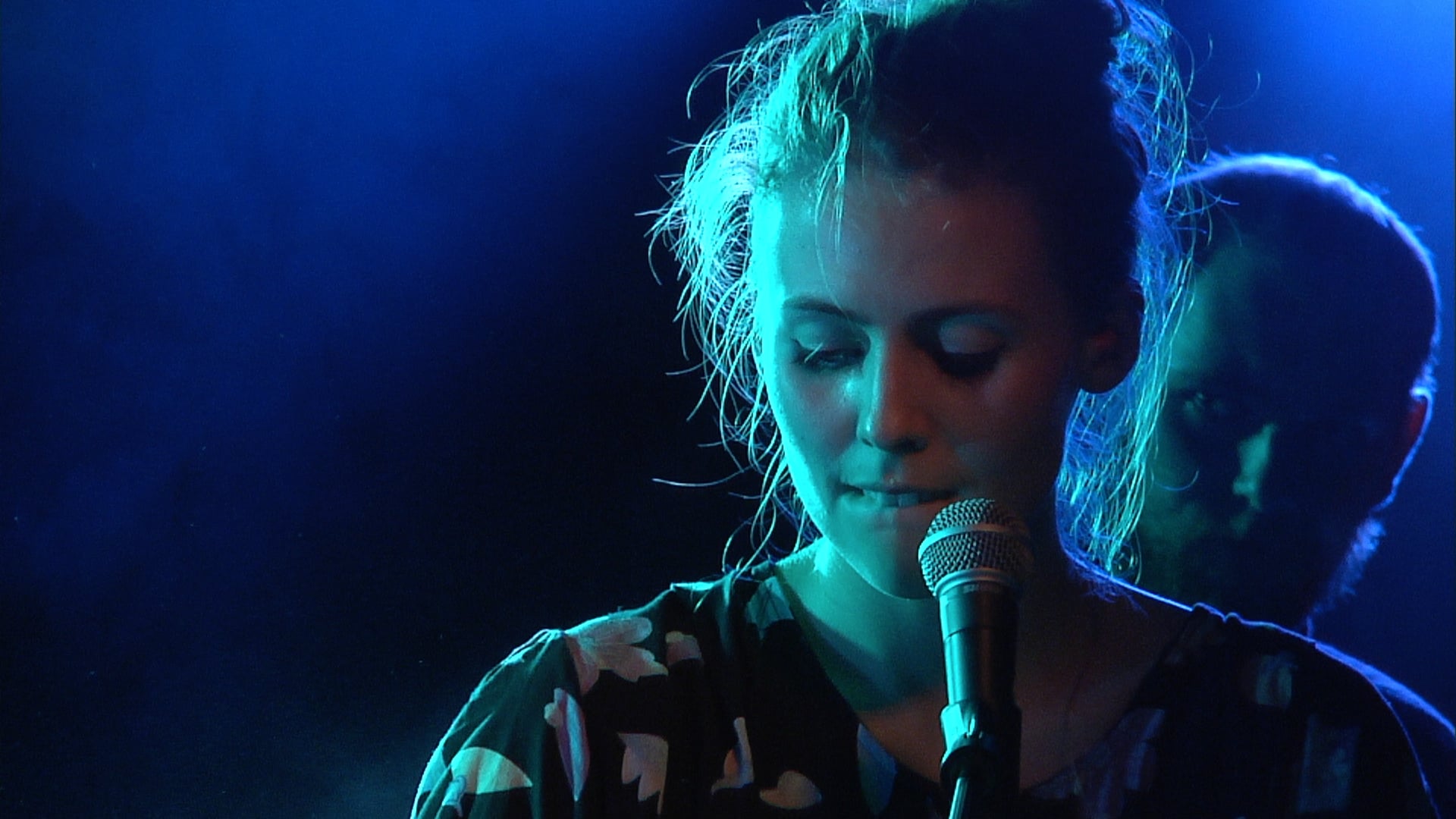 Eline Thorp // In and Out of Reach - Live at Chateau Neuf on Vimeo