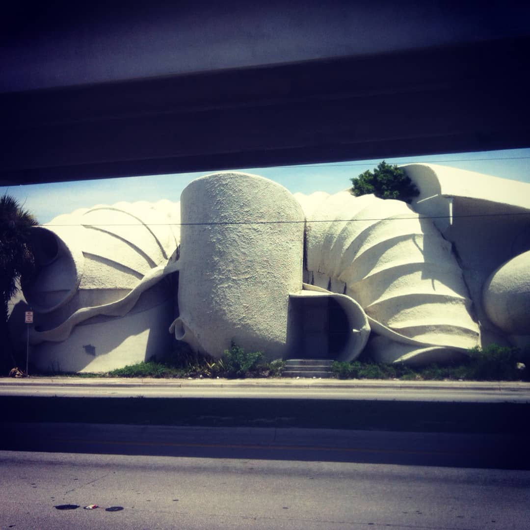 Chayo Frank- Architect for Amertec building on Vimeo