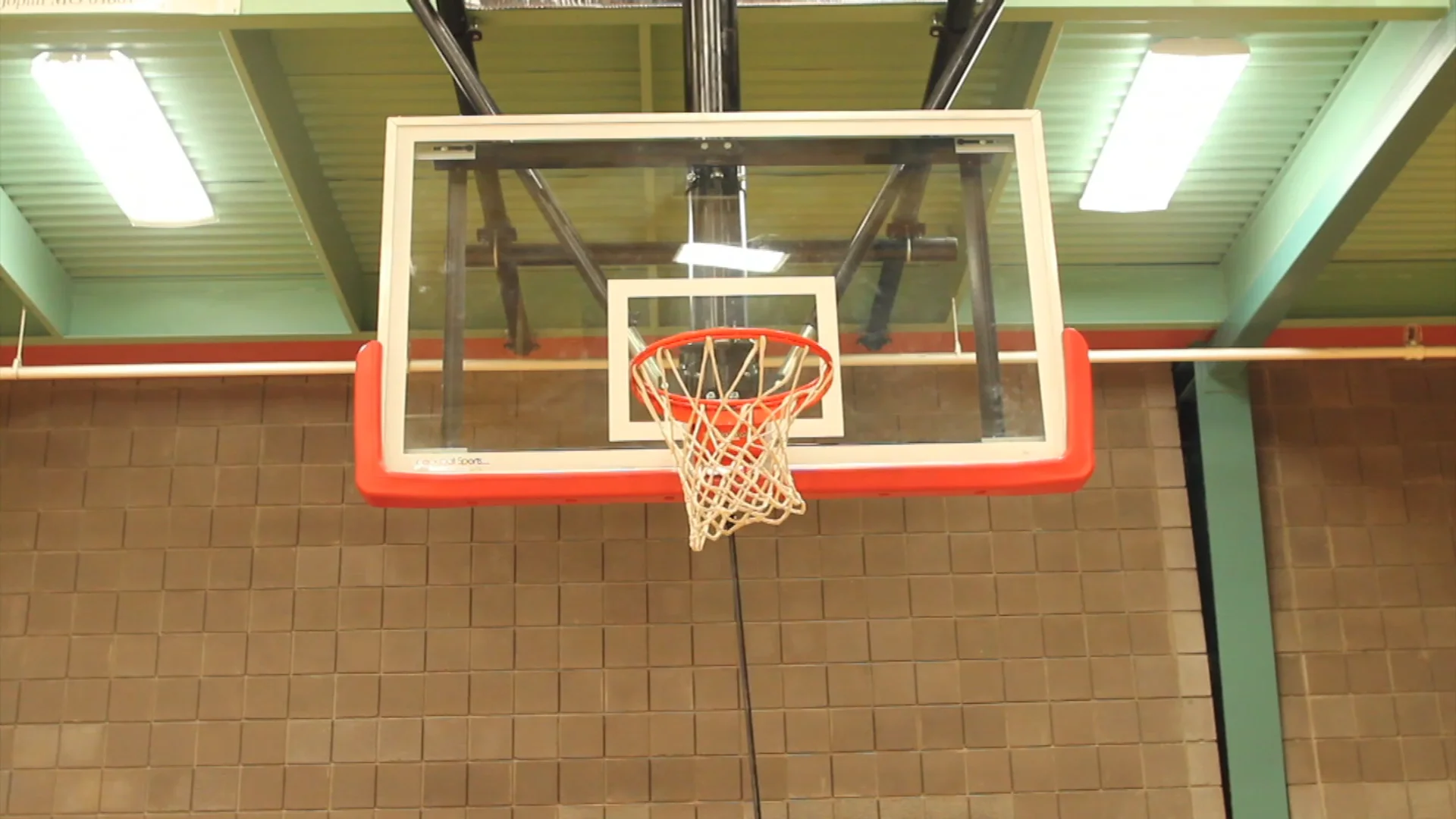 Lower Basketball Goal on Vimeo