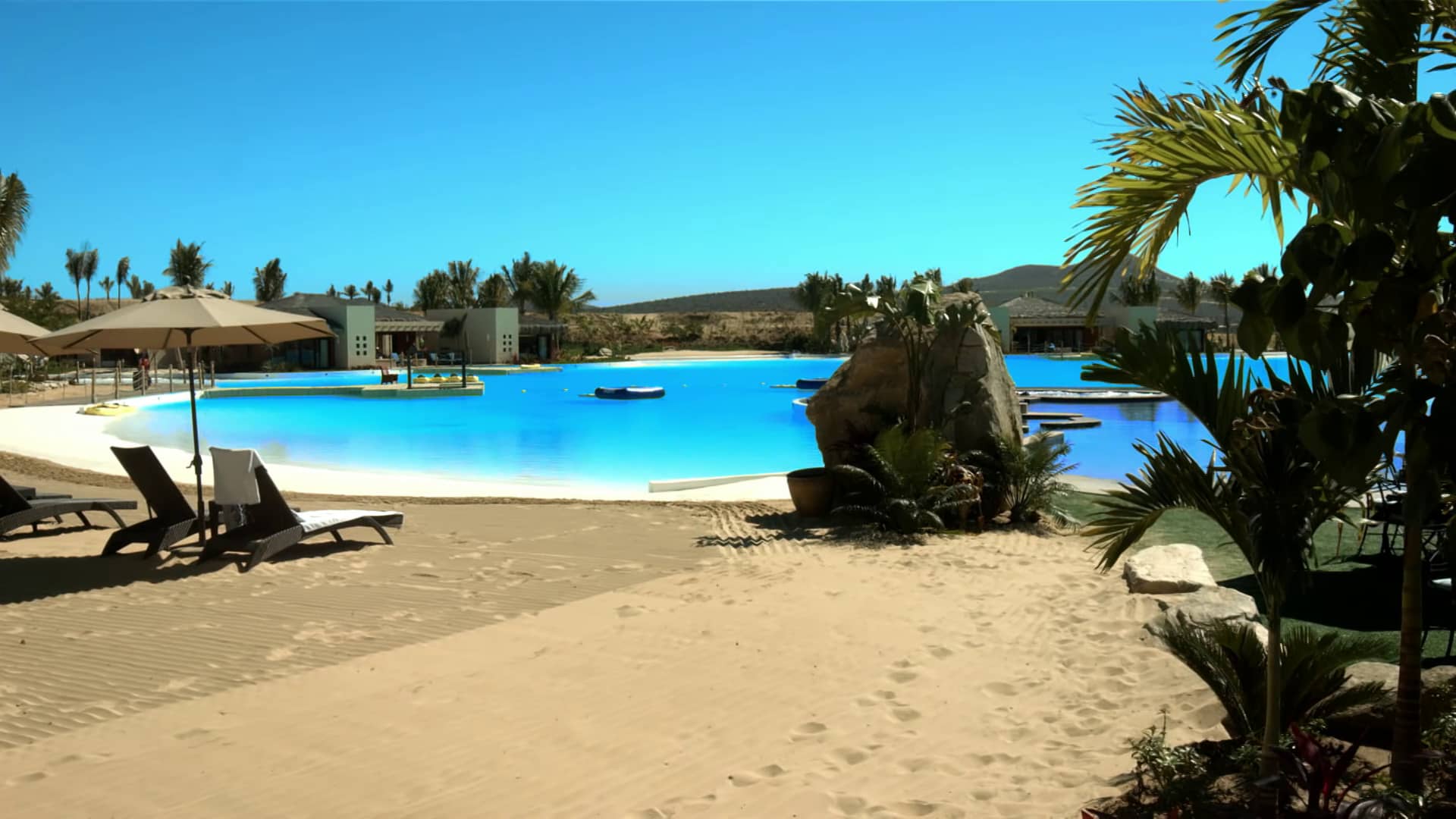 CRYSTAL LAGOONS / CORPORATE VIDEO on Vimeo
