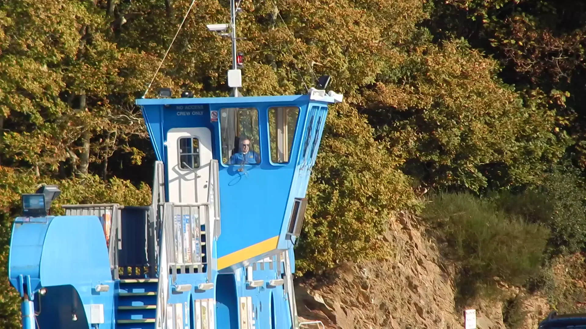 Nikon COOLPIX L830 sample movie: handheld pan