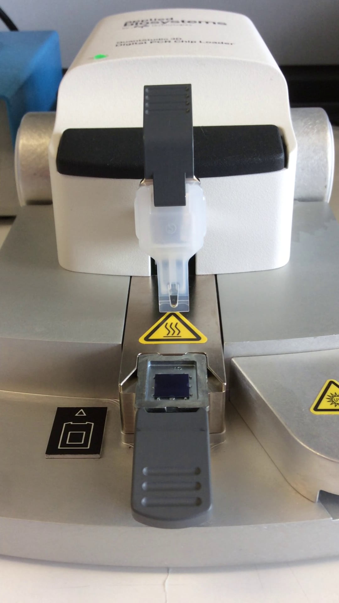 QuantStudio 3D Digital PCR Chip Loader on Vimeo