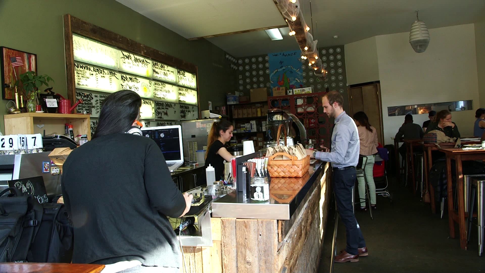 Is New York City The Coffee Capital Of The World: Astor Row Café on Vimeo