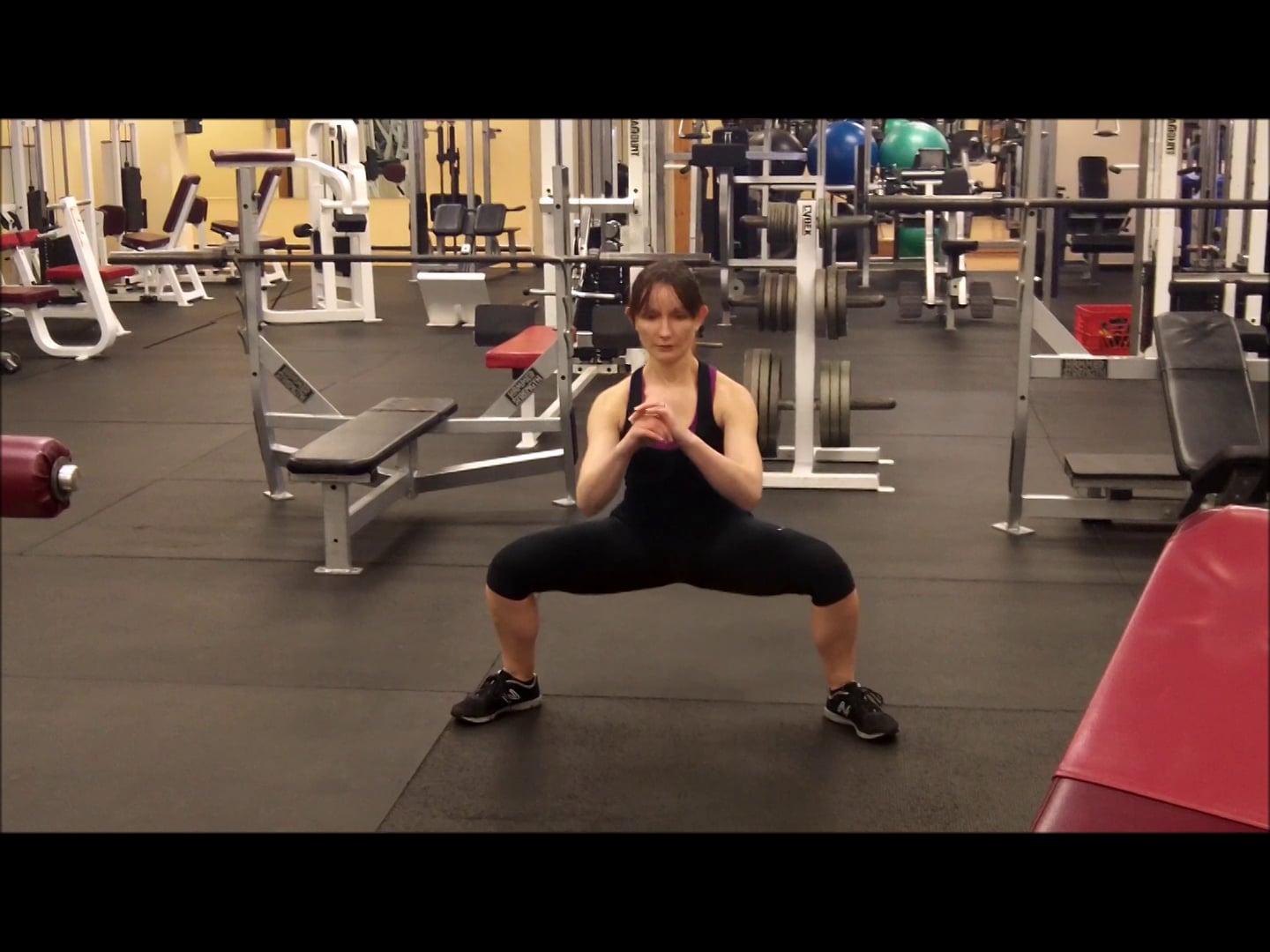 Pump Squats on Vimeo
