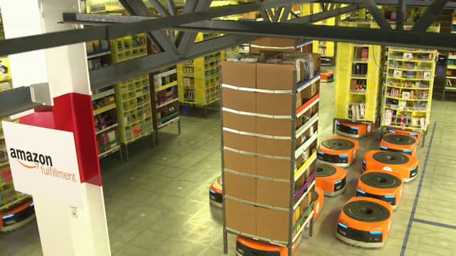 15,000 amazon kiva robots drives eighth generation fulfillment center ...